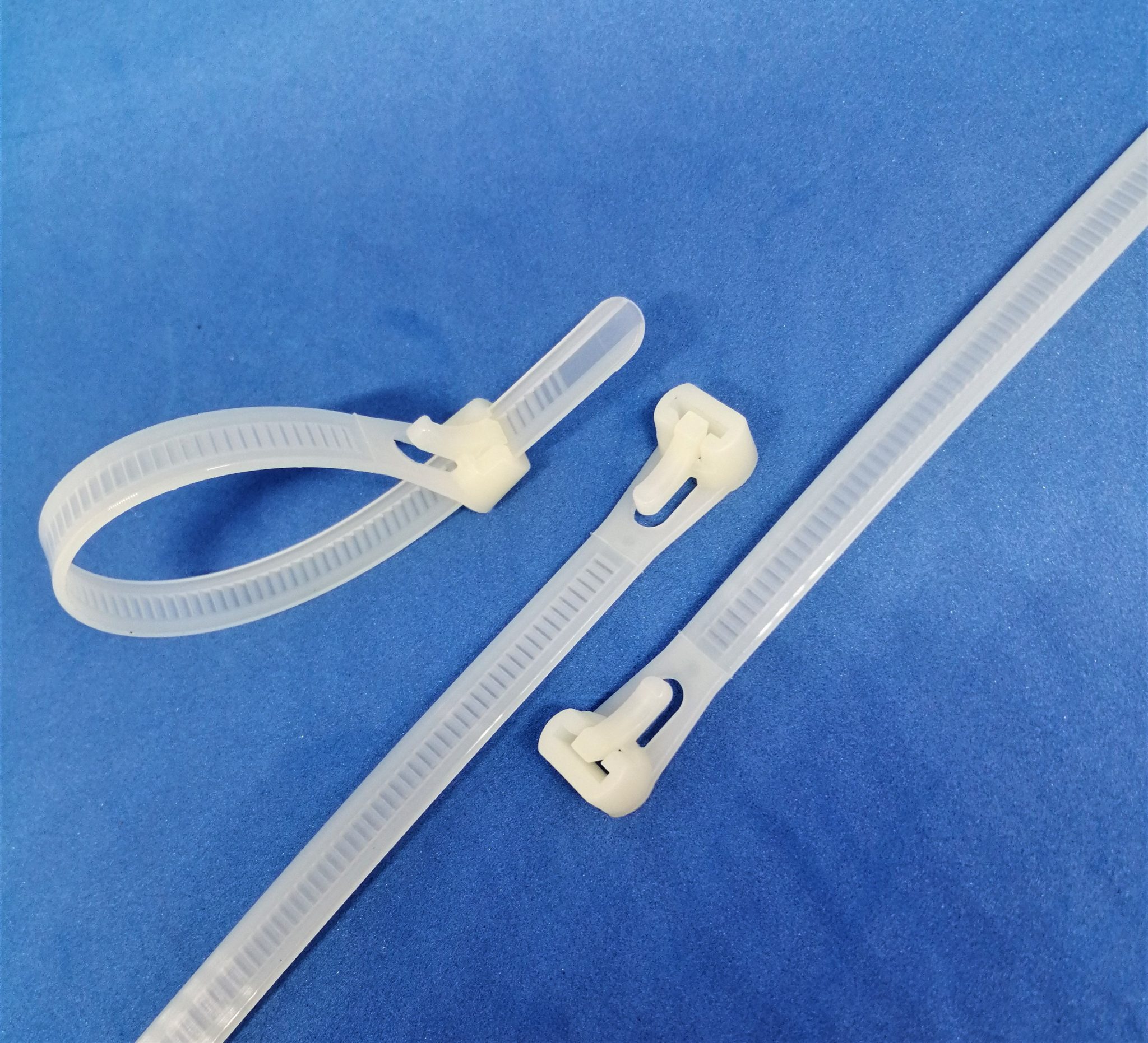 Plastic Fasteners & Rubber Components - Micro Partes®